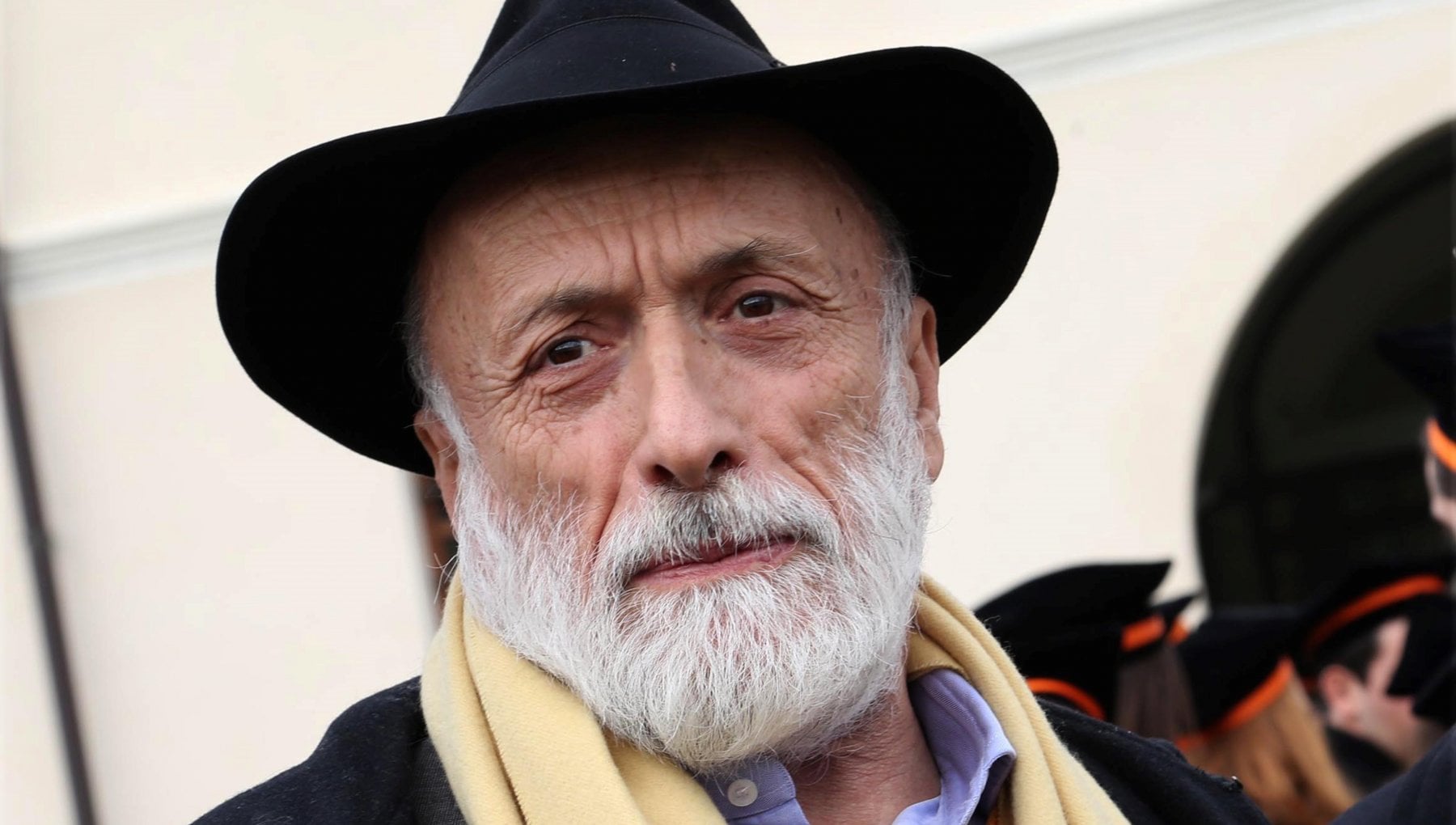 Carlo Petrini: la castagna salverà il mondo - la Repubblica