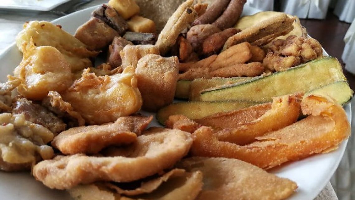 Dal fegato al cervello: ecco perché il fritto misto torinese è unico ...