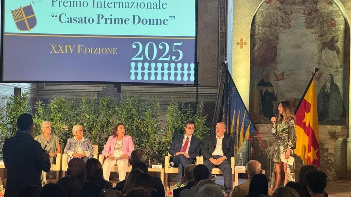 Il Gusto brinda, Lara Loreti premiata con il “Casato Prime Donne 2025 ...