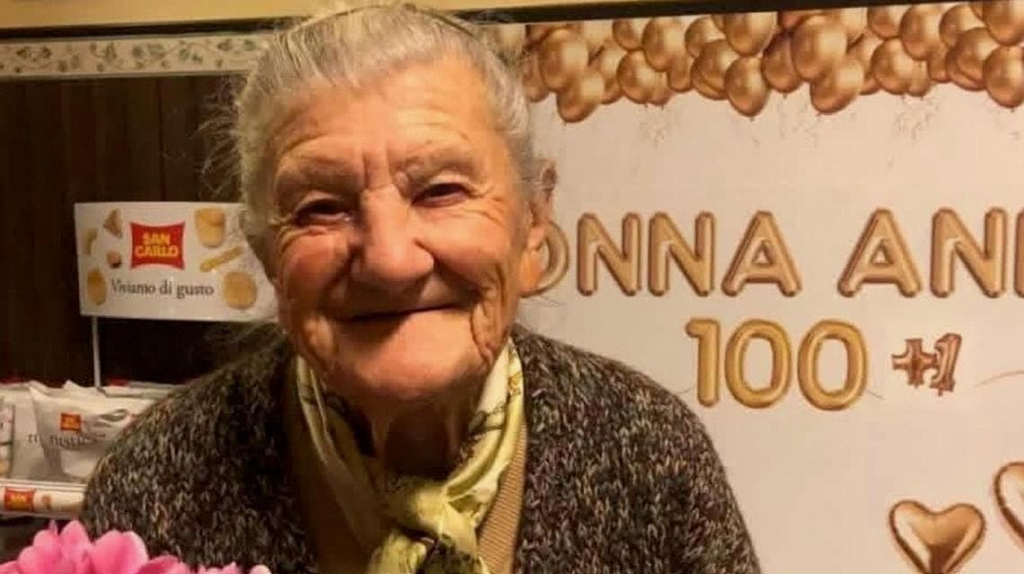 Anna Possi, la barista centenaria diventa testimonial olimpica - la ...