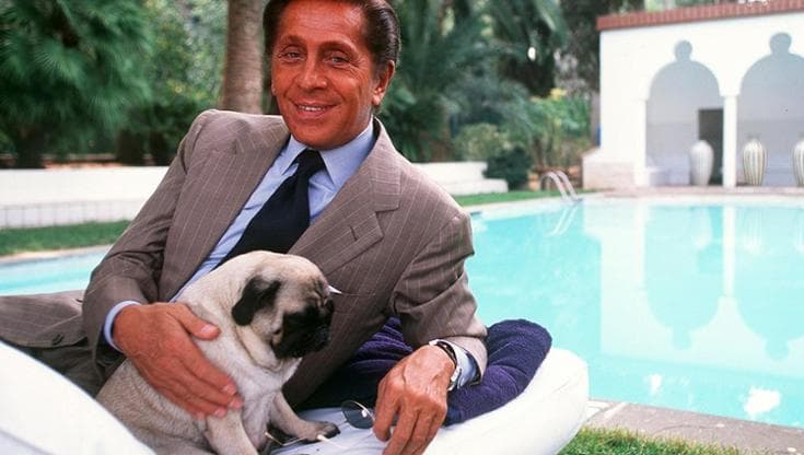 Lo stilista Valentino e i suoi cani Carlini, un amore più forte dell ...