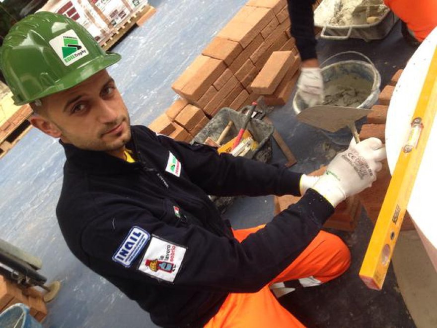 Edilizia, due pugliesi 'muratori dell'anno' a Bologna - la Repubblica
