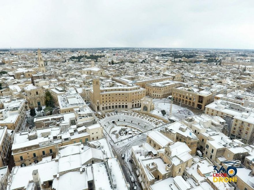 Lecce sotto la neve, lo spettacolo visto dal cielo - la Repubblica