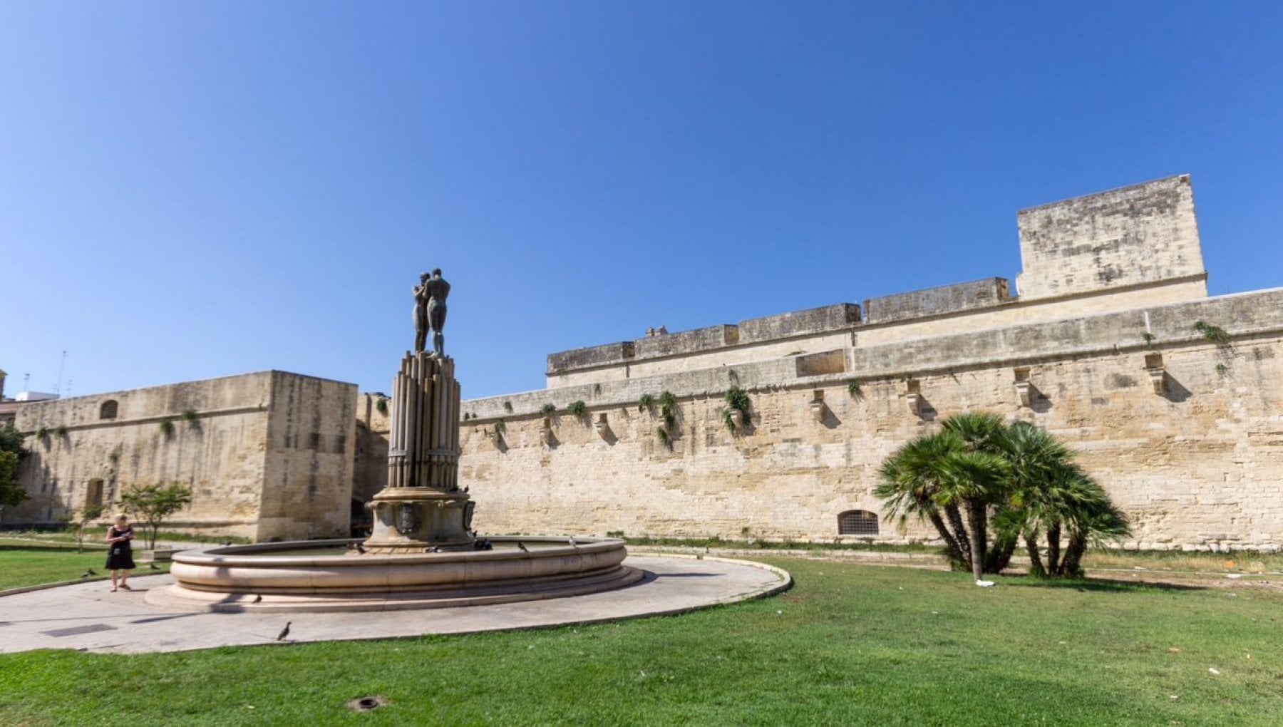 Lecce, riapre il castello Carlo V: la Soprintendenza corre ai ripari ...