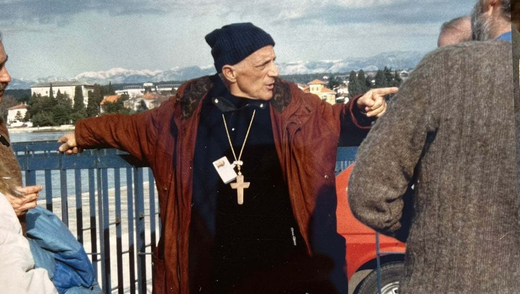 Don Tonino Bello, trent'anni fa moriva il vescovo dei poveri. Zuppi ...