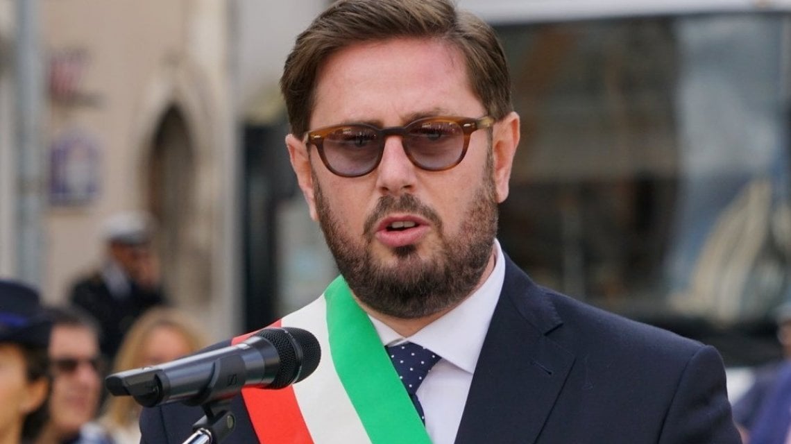 "Io, sindaco di destra, sostengo il Pride e i diritti Lgbtqia+: me lo ...