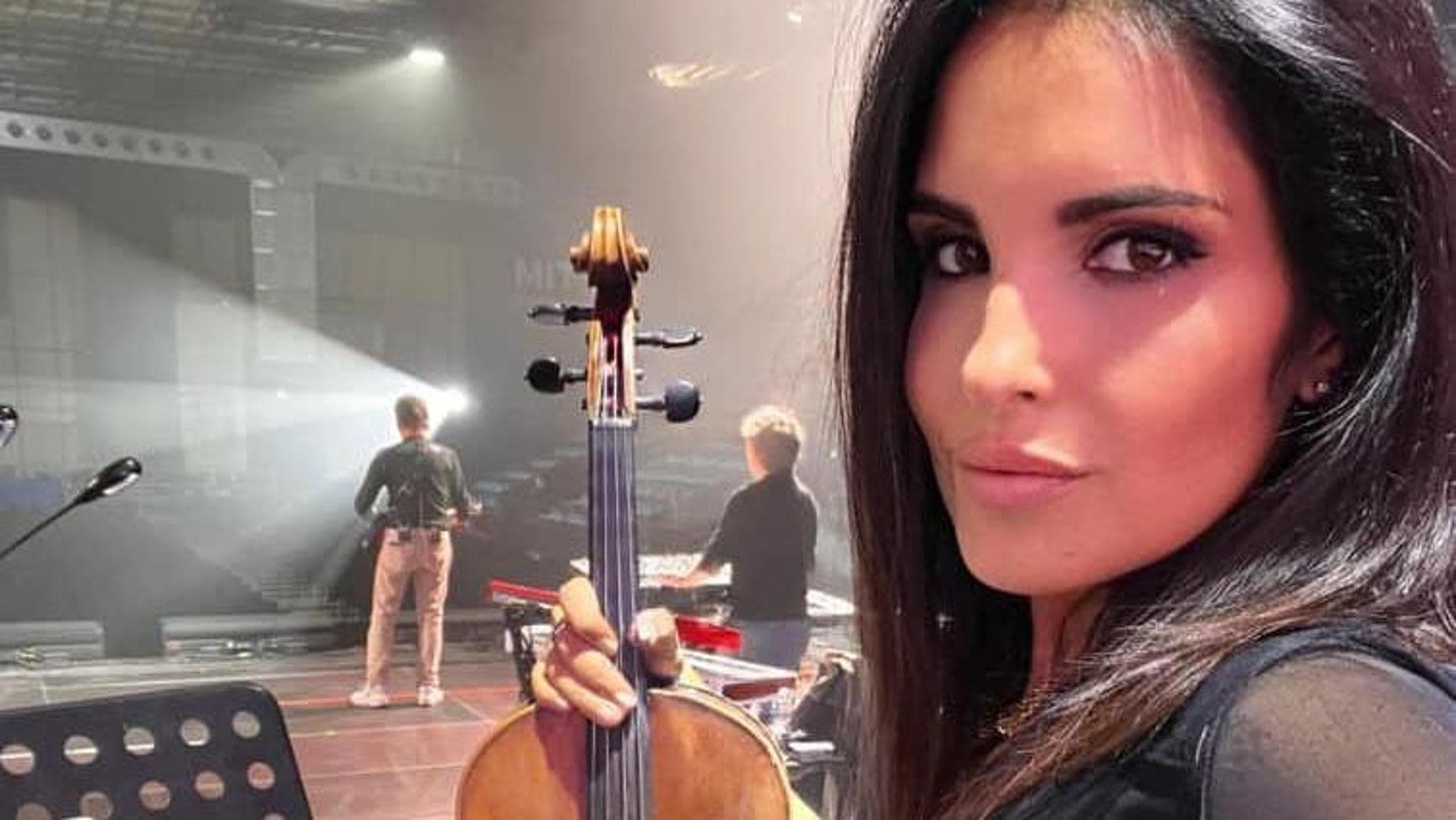 La violinista Roberta Ardito torna nella sua Bari dopo 15 anni per ...