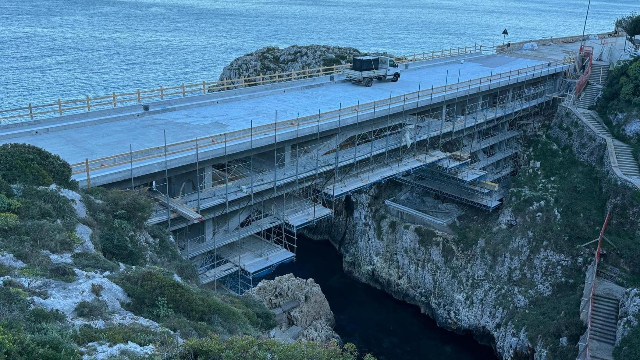 Riapre il ponte Ciolo, simbolo del Salento ma niente più folli tuffi da ...