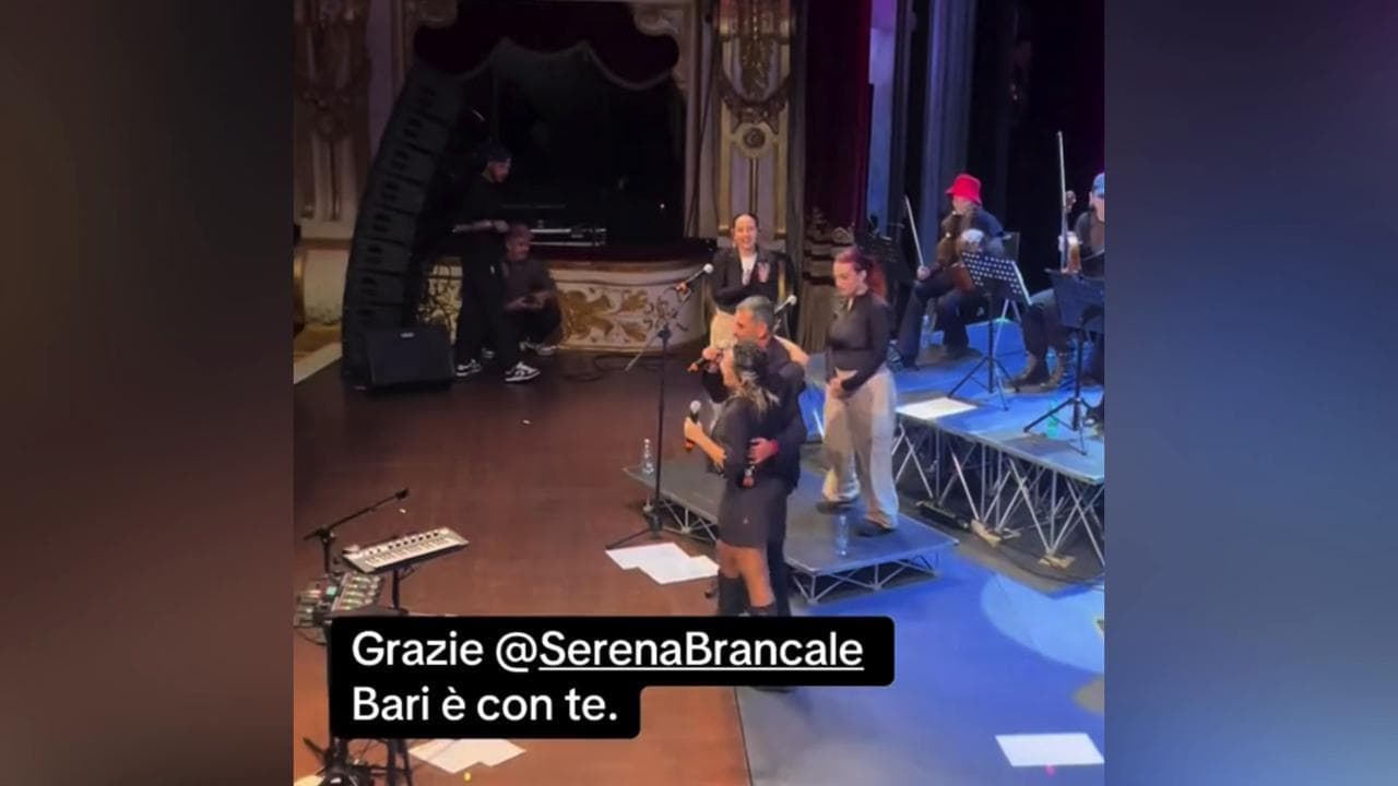 Antonio Decaro duetta con Serena Brancale sulle note di Pino Daniele ...
