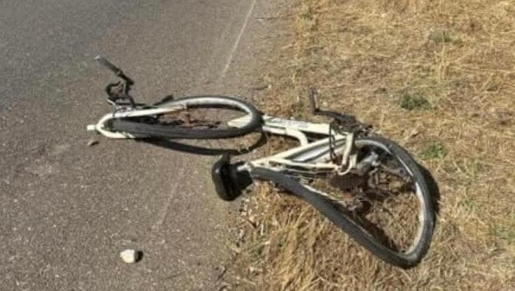 In sella alla bici si scontra con una macchina: muore uomo di 63 anni ...
