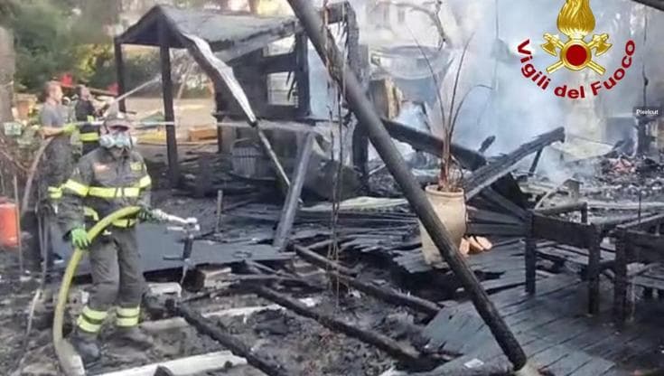 A Gallipoli incendio distrugge ristorante sul lungomare. In città è il ...