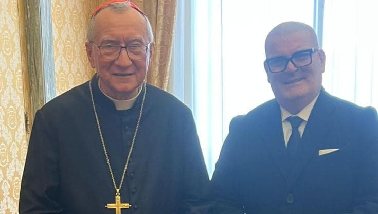 Da Palo del Colle al Vaticano, ricevuto da Parolin: così Ignazio Tullo ...