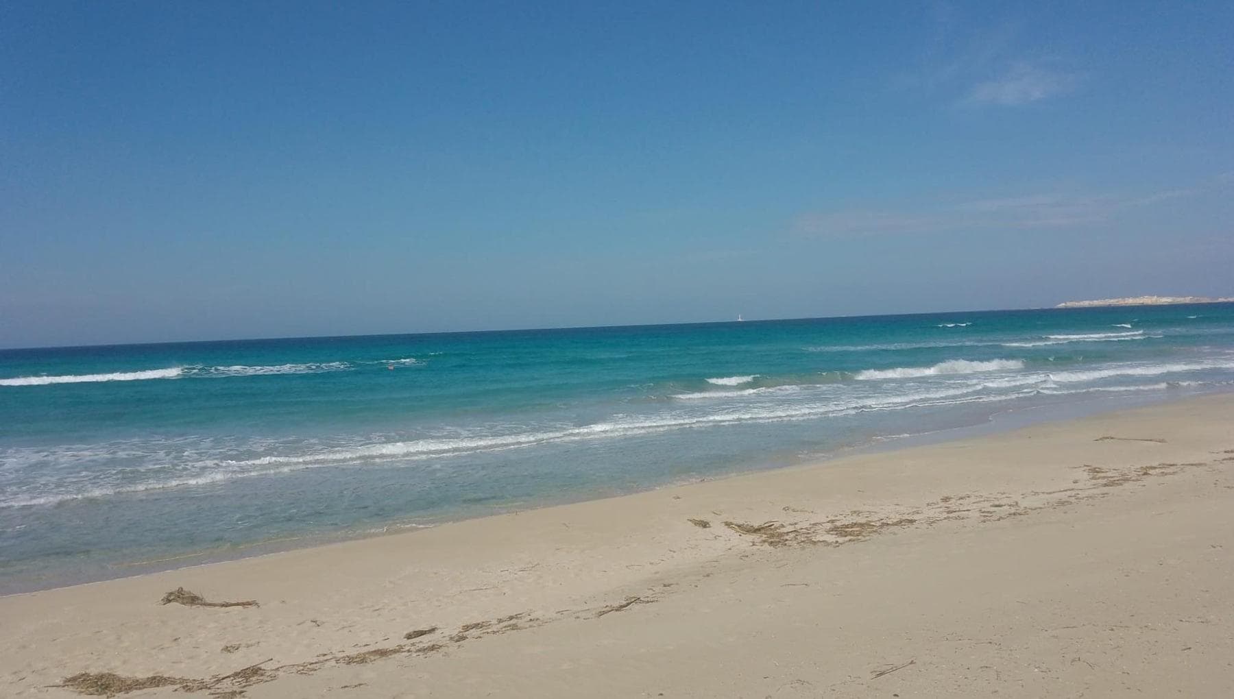 Gallipoli, il giallo della sabbia nel lido leghista mentre un altro ...