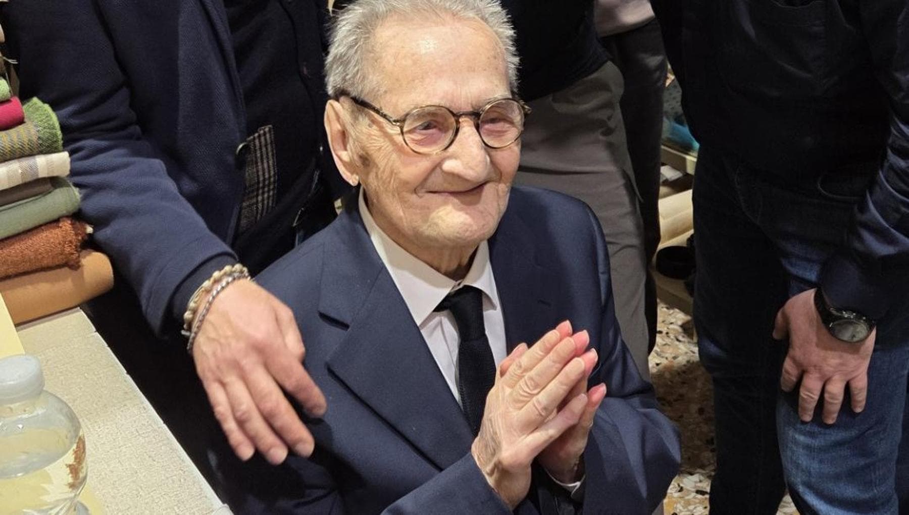 Monopoli festeggia i 106 anni di Cosimo Aprile: in città 19 centenari ...