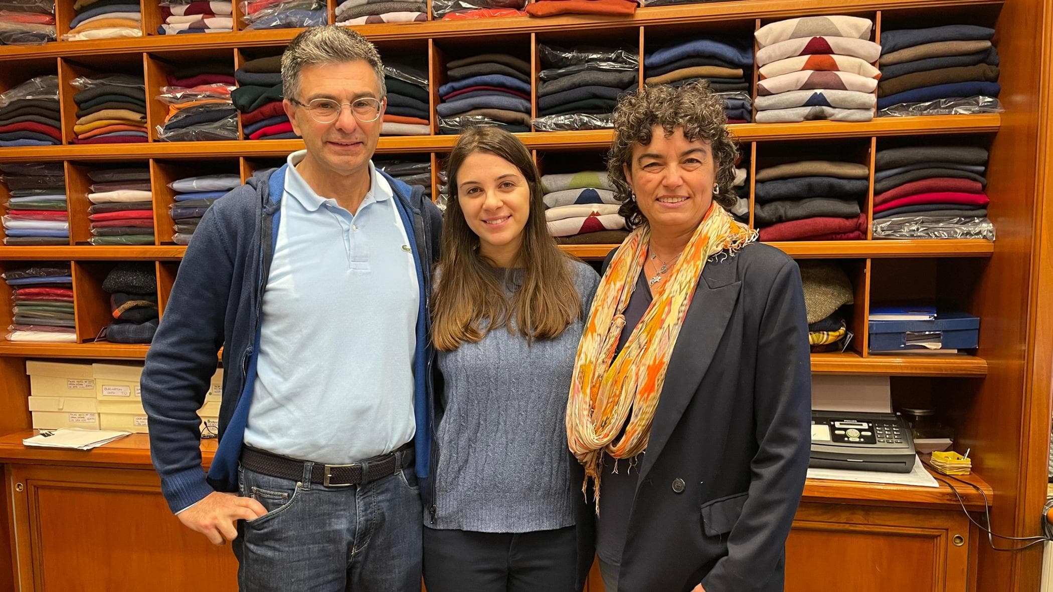 Cazzola, la bottega storica a Bologna che resiste: “Maglie e calze ...