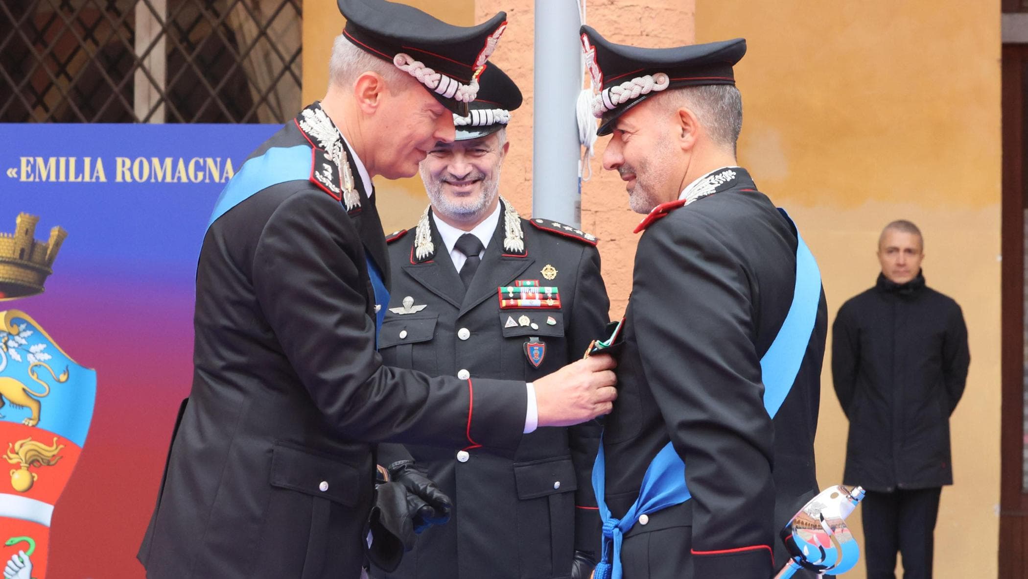 Enrico Scandone è il nuovo comandate della legione carabinieri dell ...