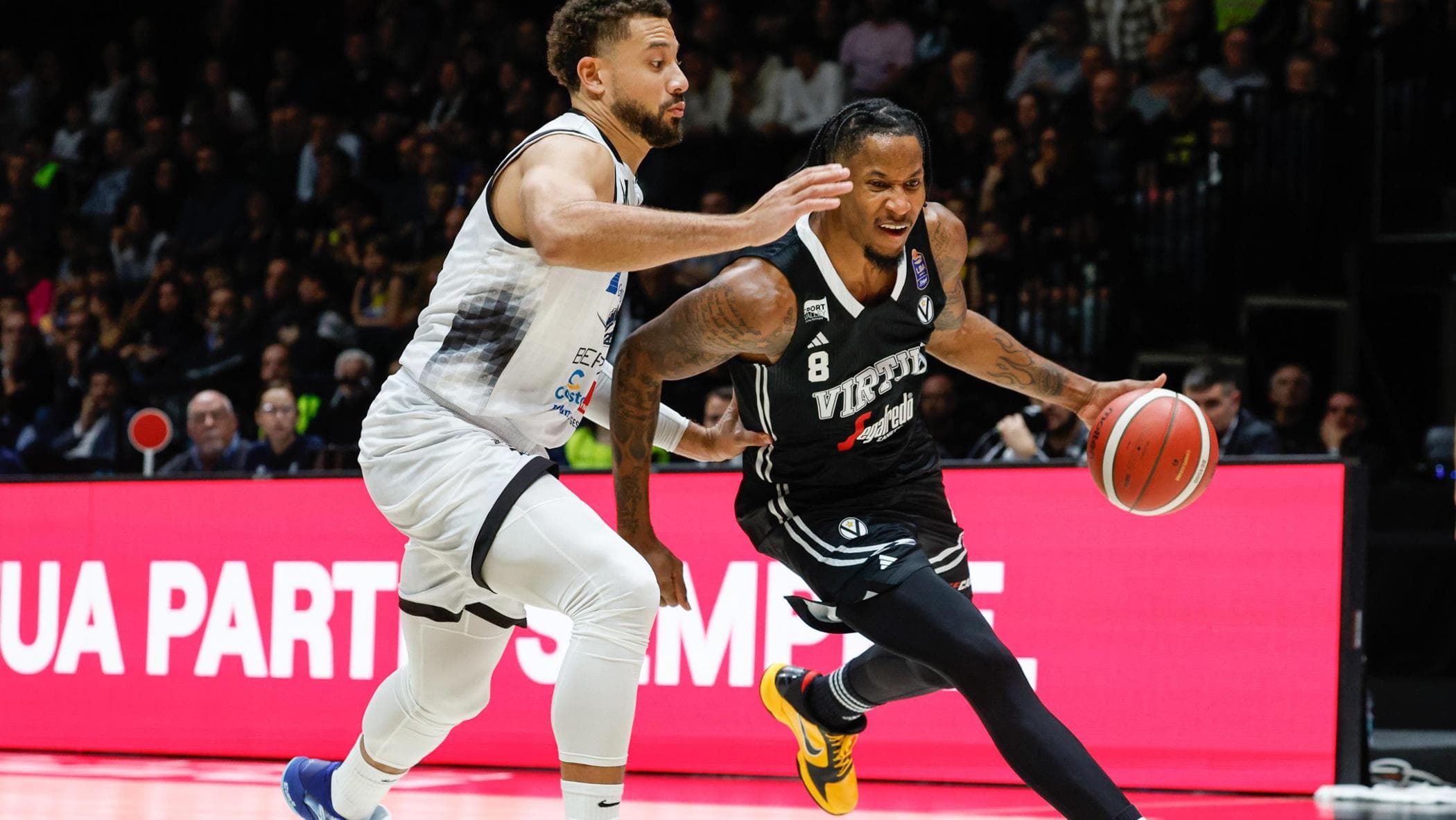 La Virtus batte Tortona e sale in testa. Morgan e Zizic protagonisti ...