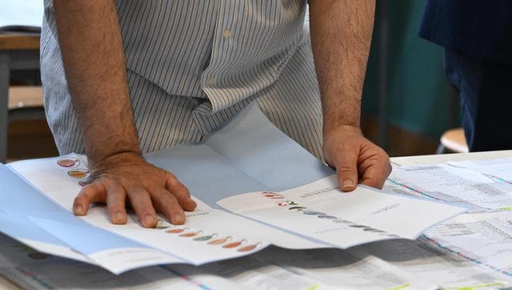 Comacchio e Vignola al centrodestra dopo il ballottaggio - la Repubblica