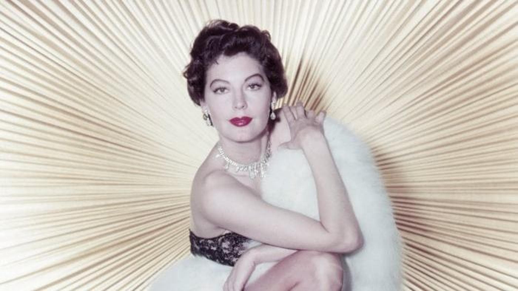 Ava Gardner, il fascino immortale della diva rivive a 100 anni dalla ...