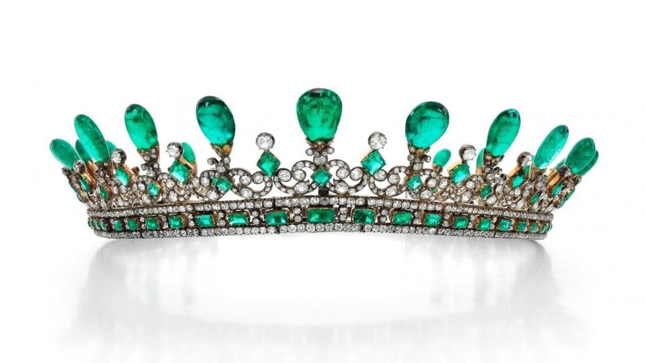 In mostra da Sotheby's la tiara indossata da Lady D per il suo ...