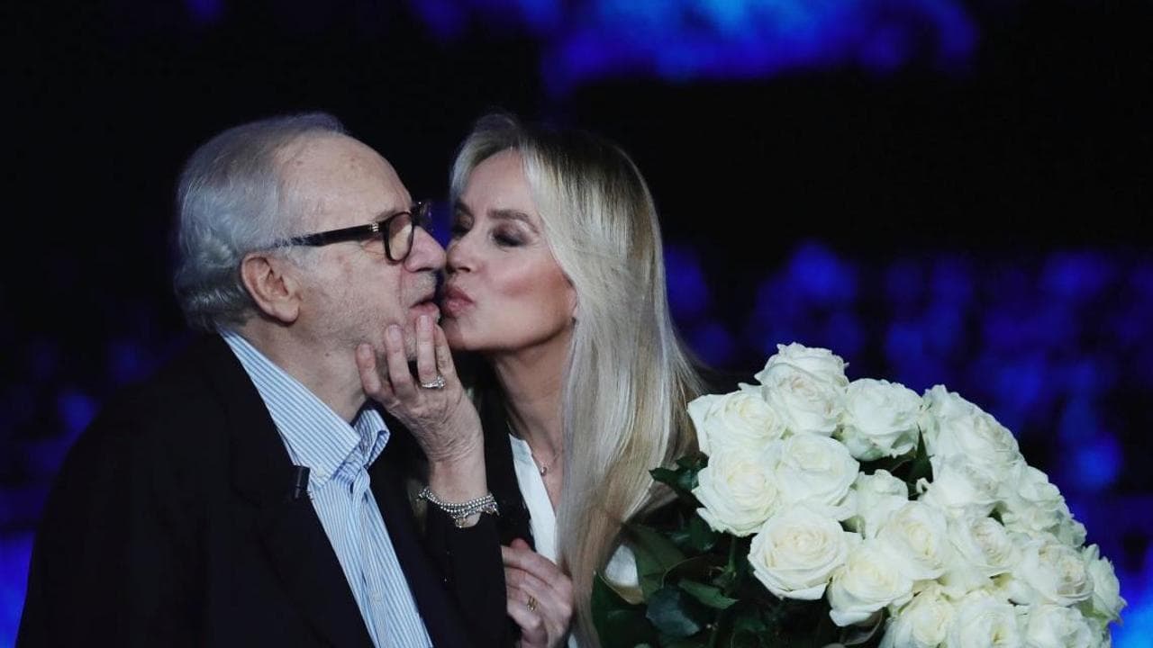 Gloria Guida e 45 anni d'amore con Johnny Dorelli. "Le docce nei film ...