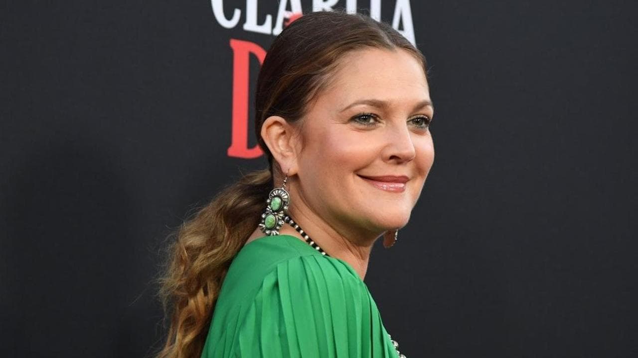 Drew Barrymore presenta Flower, una linea di arredamento in vendita da ...