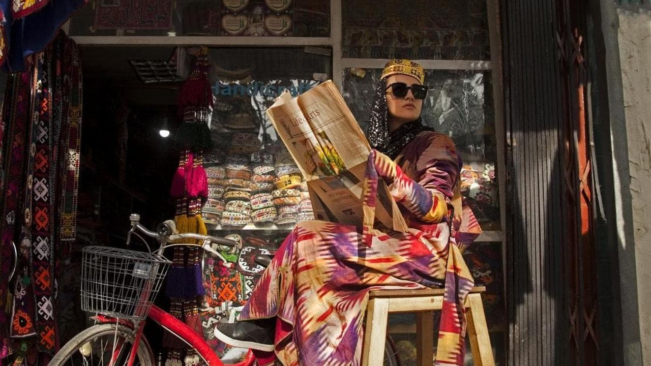 L'artista Fatimah Hossaini: "Il mio cuore è rimasto in Afghanistan" - d ...