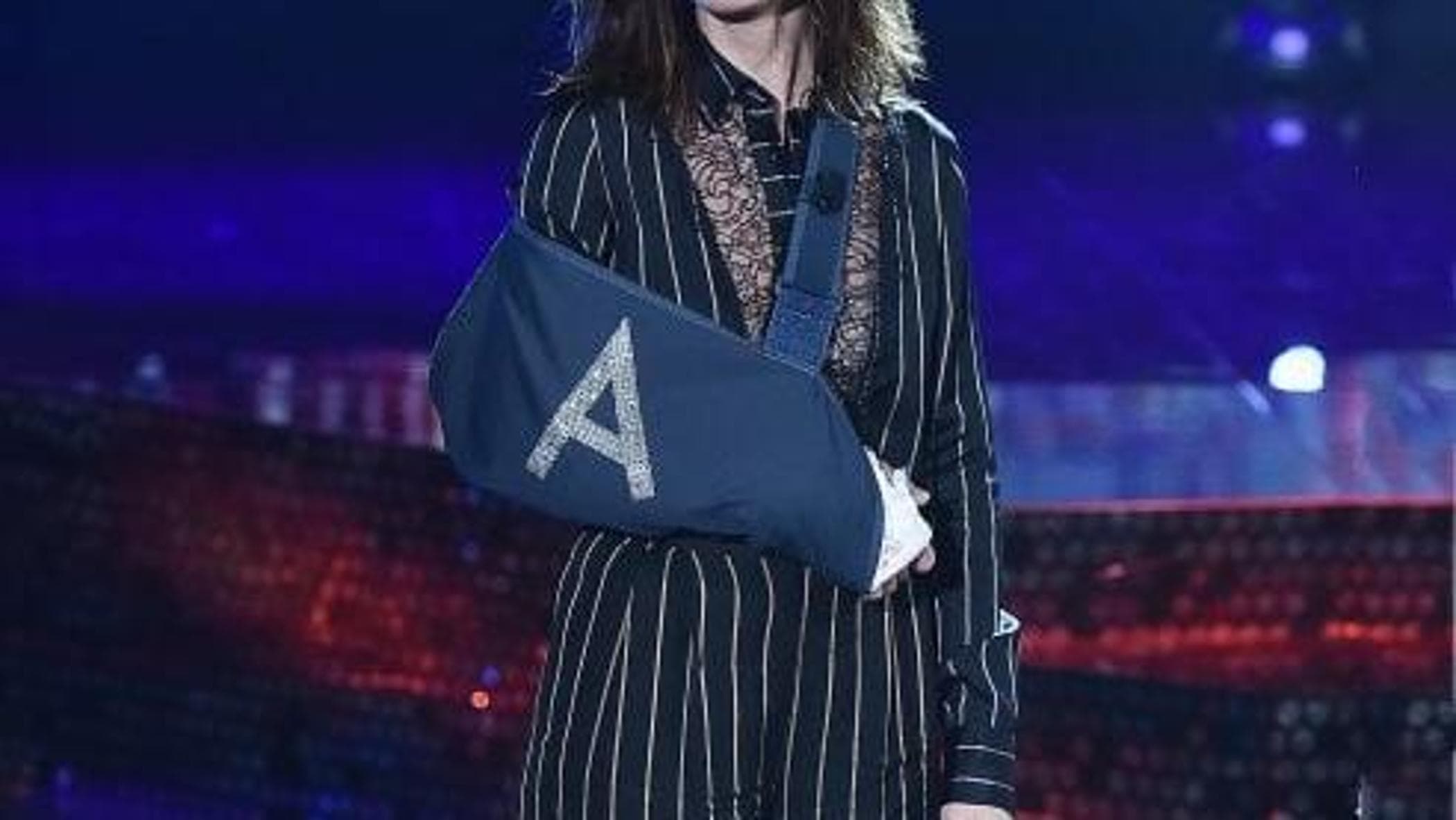 Tutti i fashion e gli hair look di Ambra - d la Repubblica