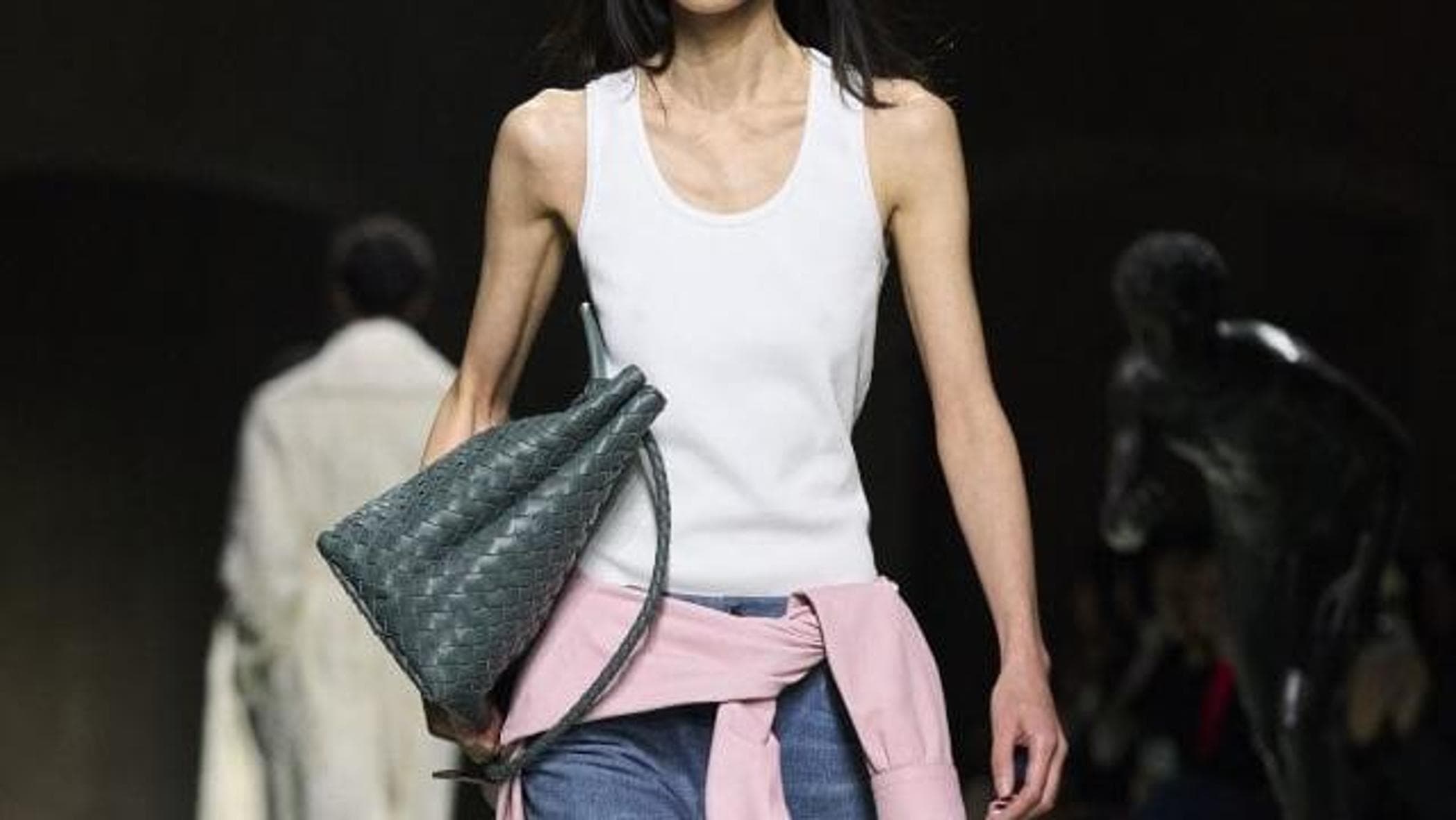 Bottega Veneta, la parata della strada: la moda è movimento - d la ...