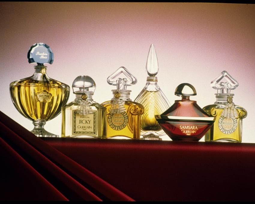 Boom di profumi fuori produzione: come funziona il suo mercato - d la ...