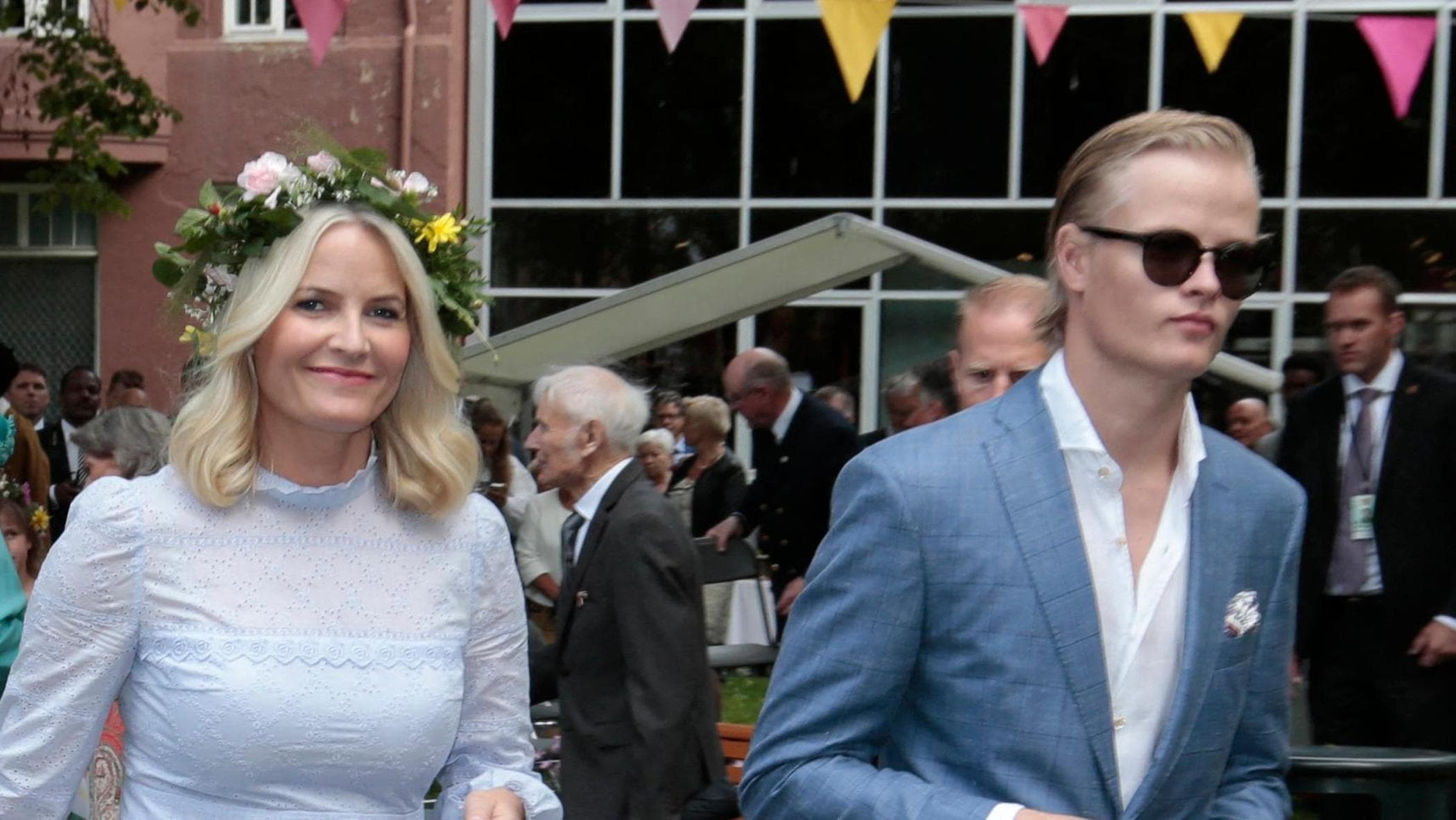 Salgono le accuse per Marius, figlio della principessa Mette-Marit. Ha ...