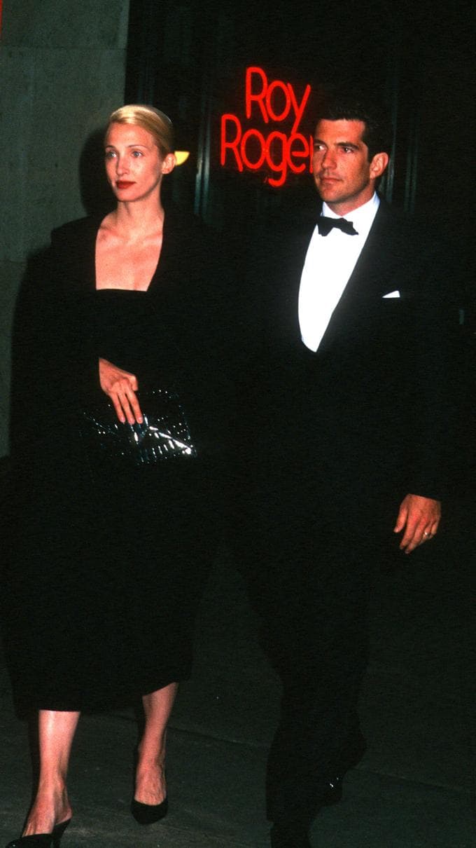 Il guardaroba di Carolyn Bessette Kennedy va all’asta - d la Repubblica