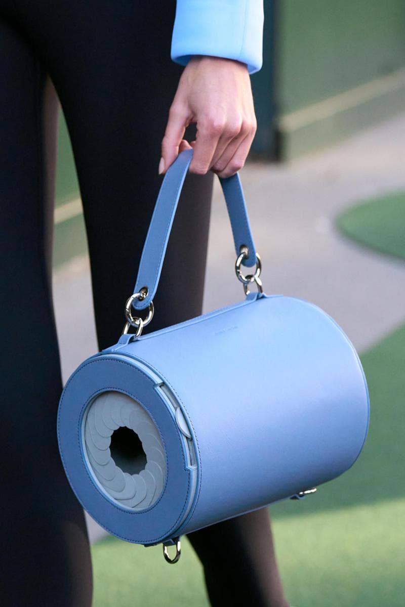Borsa a cilindro o tube bag: 6 modelli di tendenza per l'estate 2026 ...