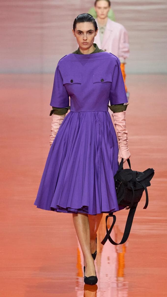 Il viola è il colore della moda estate 2026: ecco come abbinarlo in 5 ...
