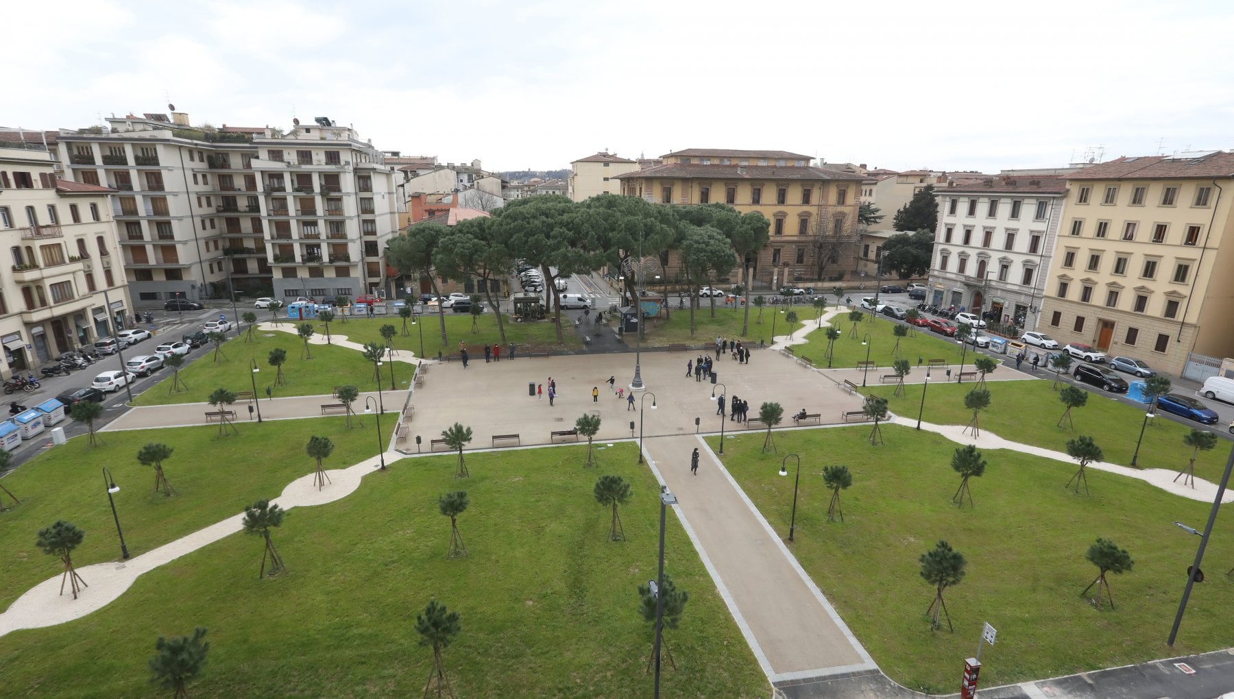 Firenze , riapre piazza della Vittoria e il quartiere respira - la ...