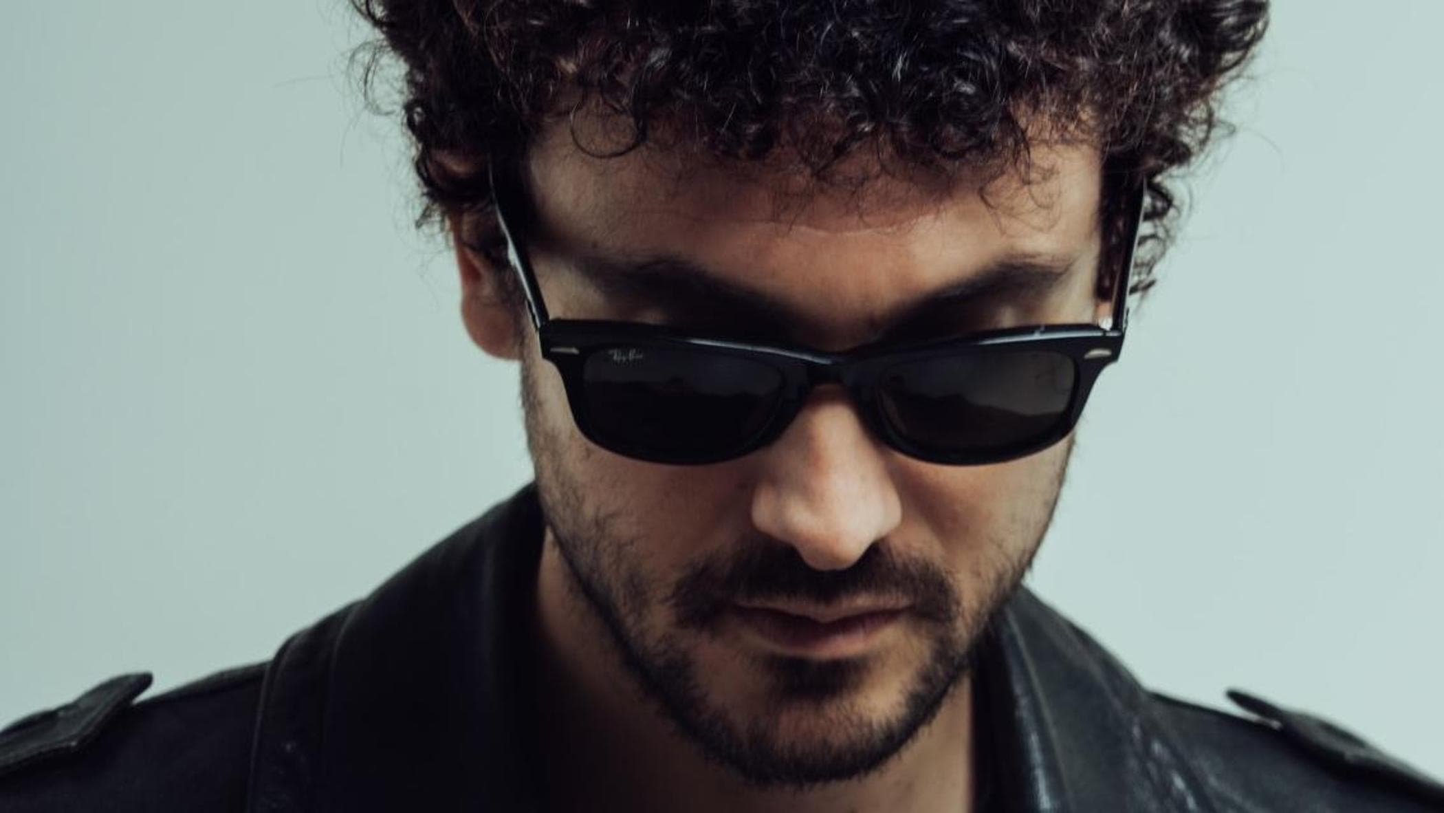 Intervista a Carl Brave in concerto a Firenze, "senza gavetta duri solo ...