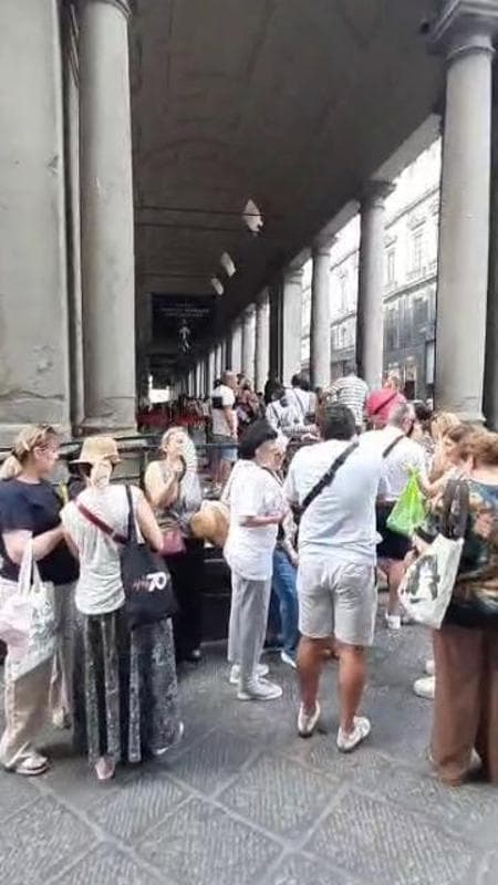 Uffizi, guasto all’aria condizionata: ingressi contingentati, lunghe ...