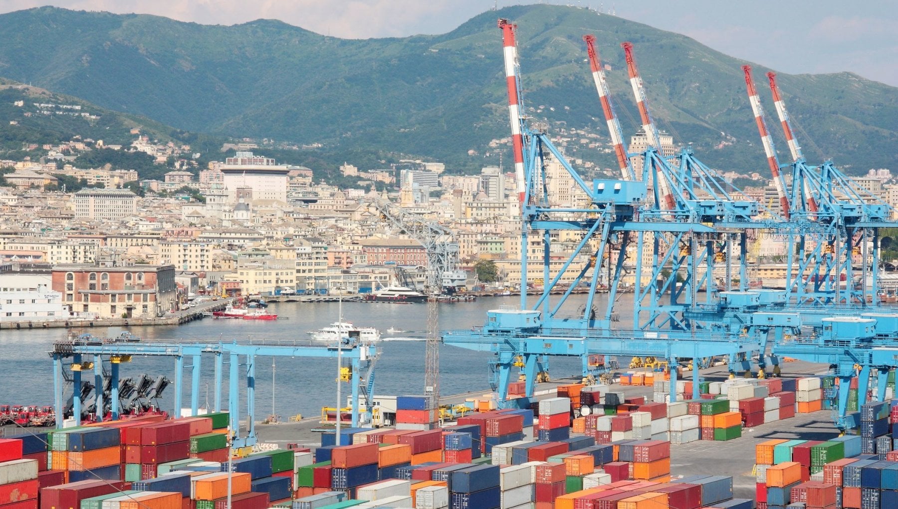 Porto di Genova, via libera dal Comune al piano strategico dell ...