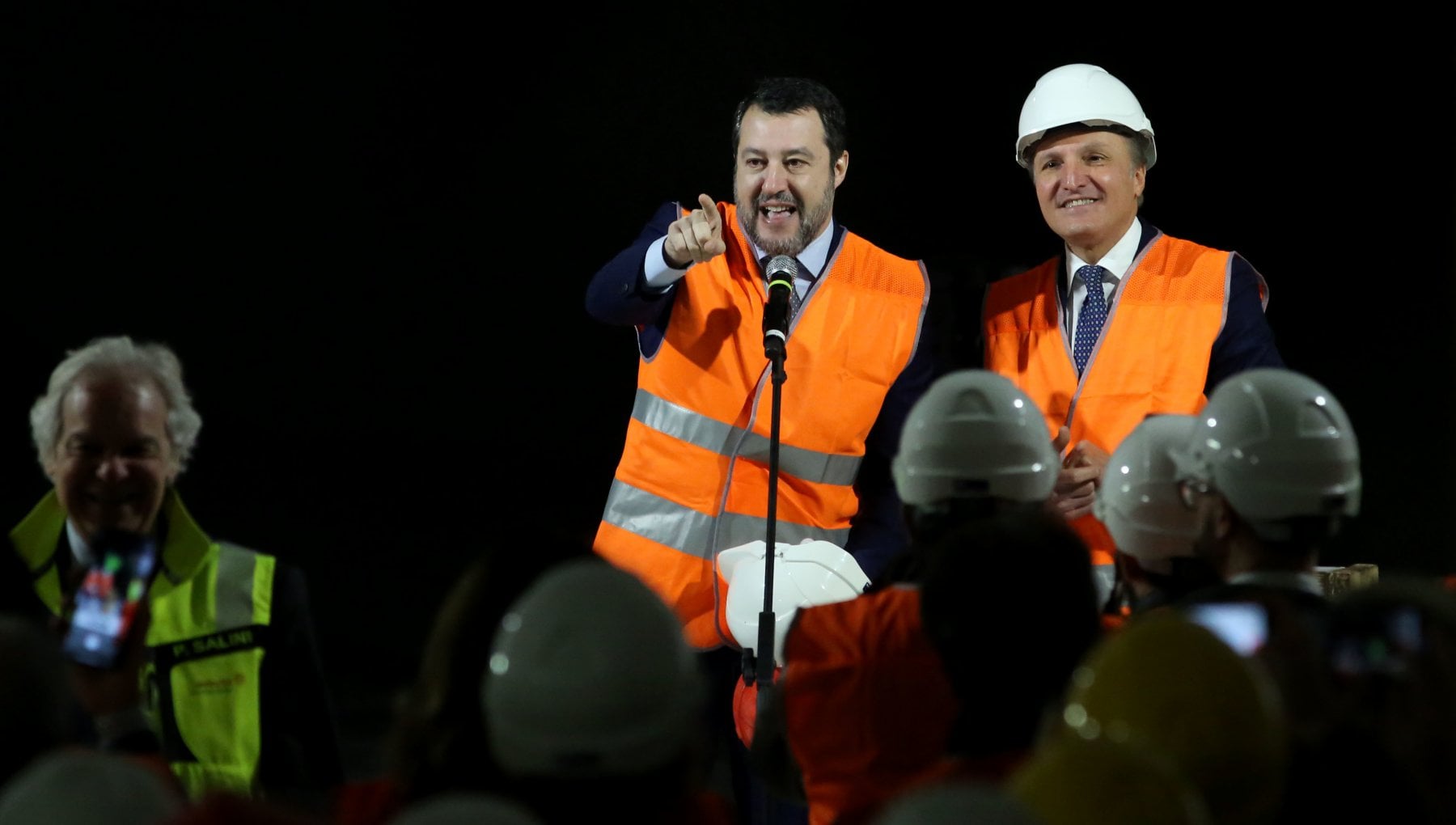 Lega, Salvini risponde agli oppositori del Nord: "Giro cantieri e ...
