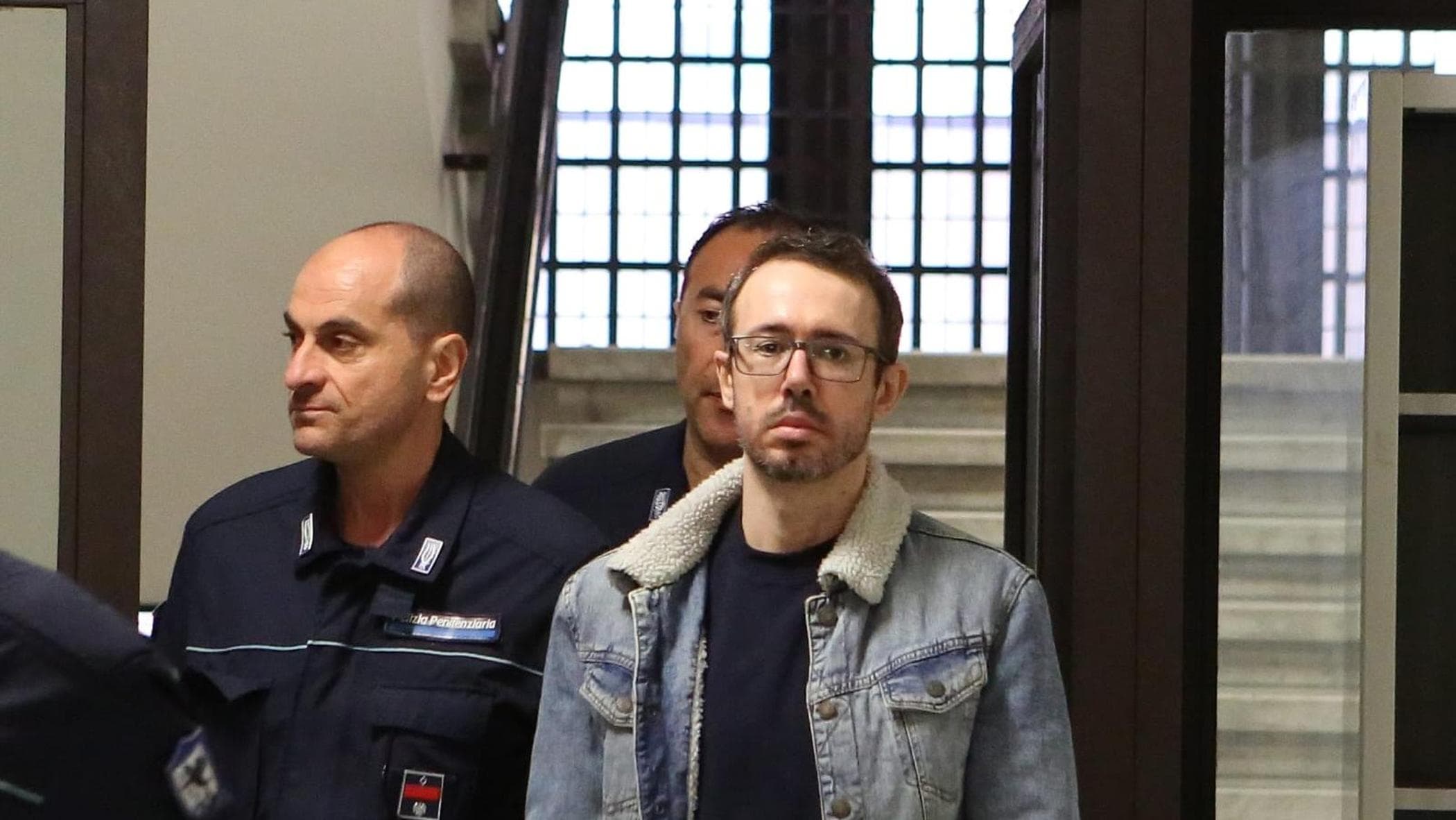 Alberto Scagni torna in aula per l’appello. L’accusa: “Merita l ...