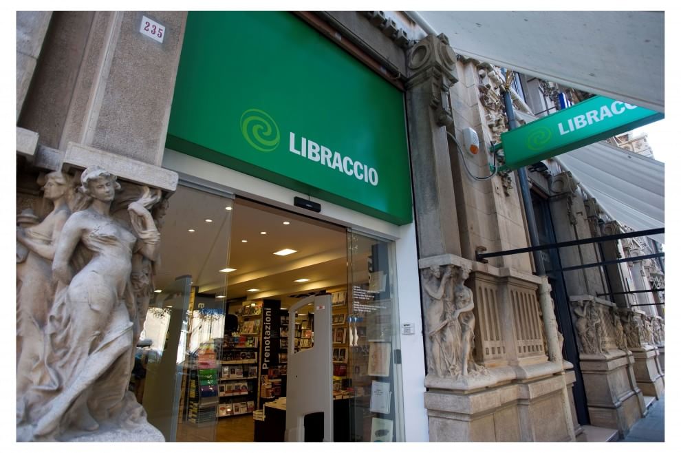 Libraccio, 35 anni da Alda Merini ai nuovi store - la Repubblica