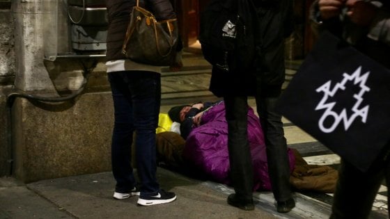 Censimento dei senzatetto, notti in dormitorio e giornate in centro ...