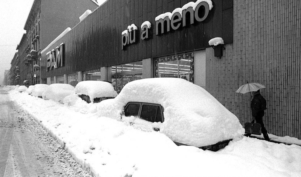 La nevicata del secolo nelle foto d'epoca: a Milano il grande freddo ...