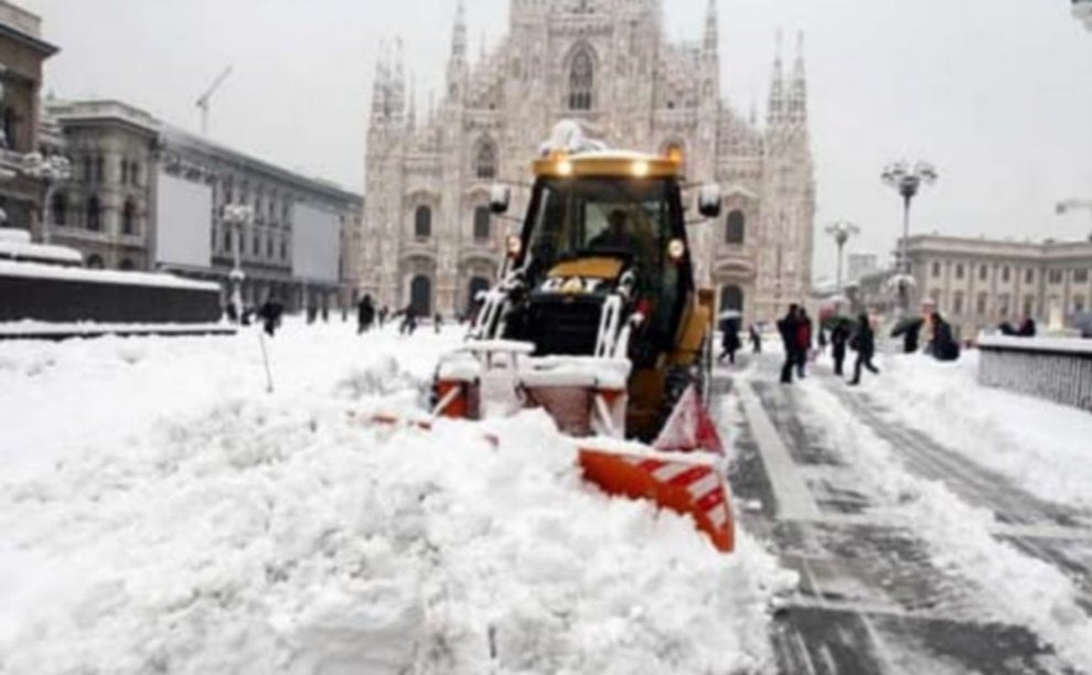La nevicata del secolo nelle foto d'epoca: a Milano il grande freddo ...