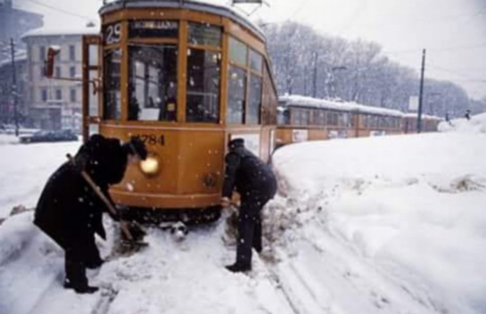 La nevicata del secolo nelle foto d'epoca: a Milano il grande freddo ...