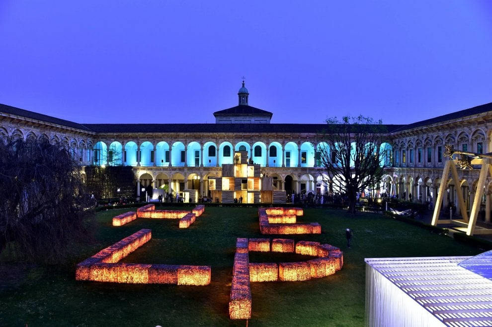 Il Fuorisalone di Milano in trenta scatti: le installazioni di design ...