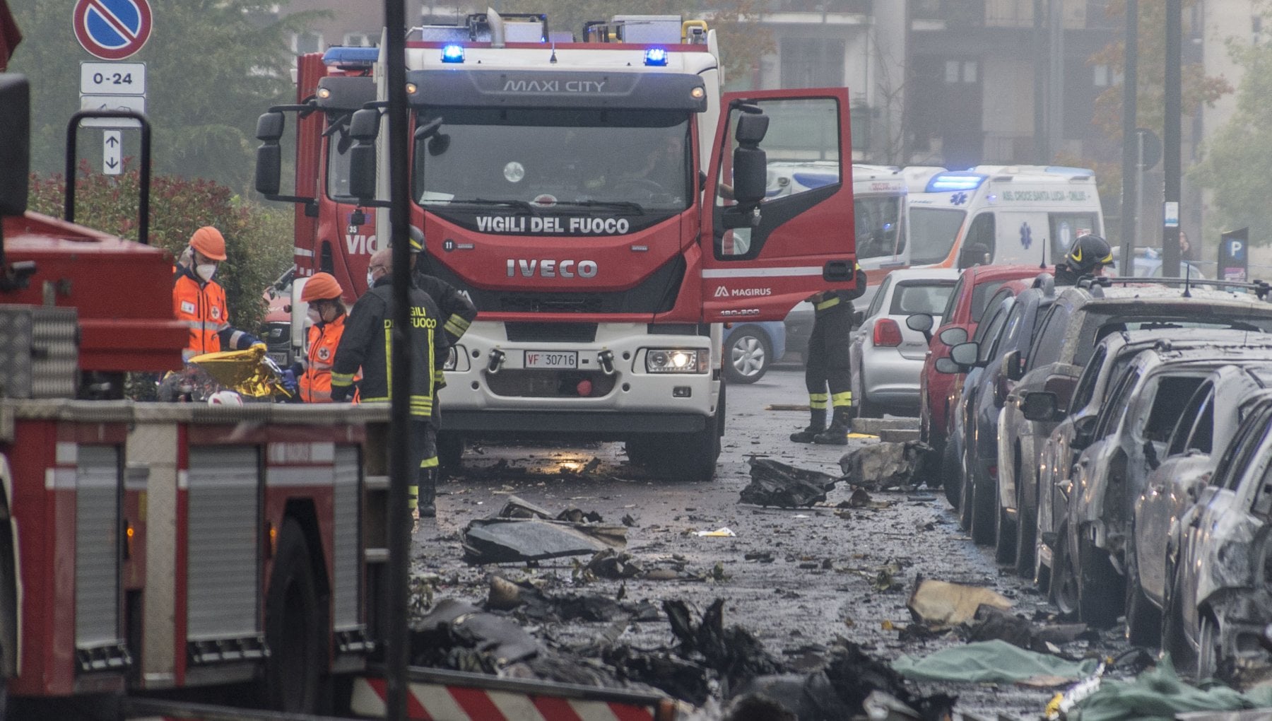 Aereo precipitato a Milano, Dan Petrescu cercava di tornare a Linate ...