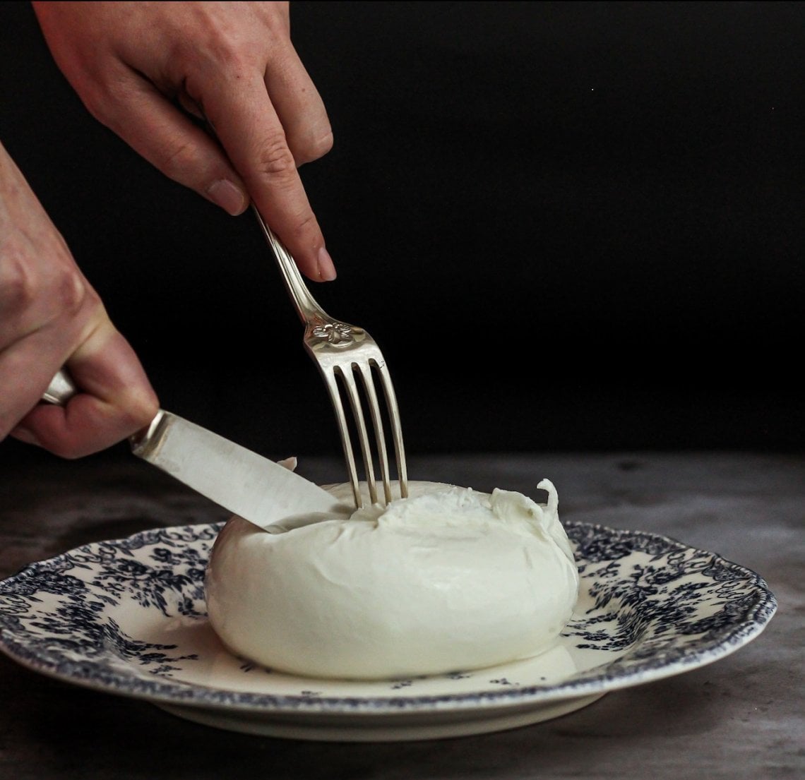Occhio alle bufale: come riconoscere la vera mozzarella Dop - la Repubblica