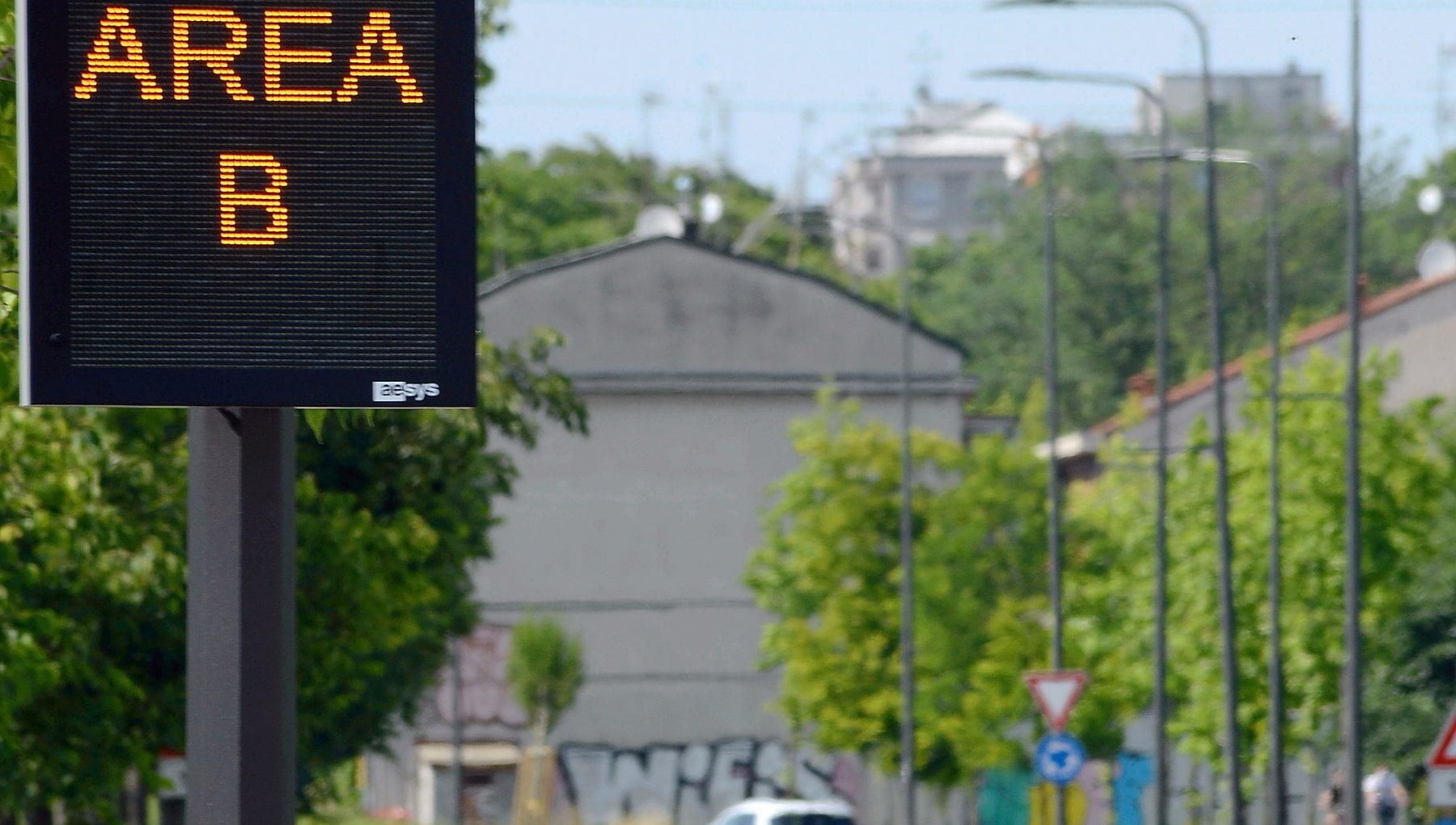 Area B a Milano, dai diesel Euro 5 alle deroghe: tutto quello che c'è ...