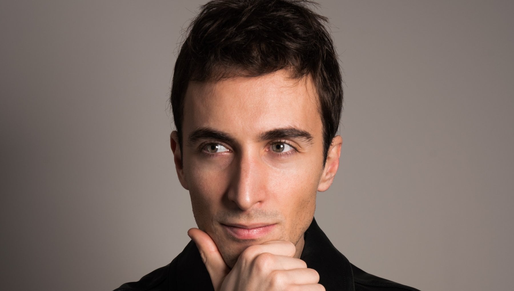 Mattia Stanga e il suo libro-gioco: "Le risposte a tutti i dubbi per ...
